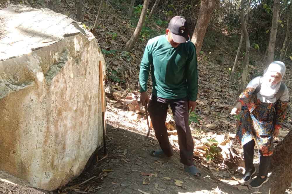 Pemkab Rembang Tindaklanjuti Temuan 2 Prasasti Tionghoa di Pancur ...