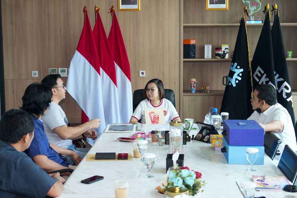 Tambah Nilai Produk Ekraf, Industri Digital Printing Didorong ...